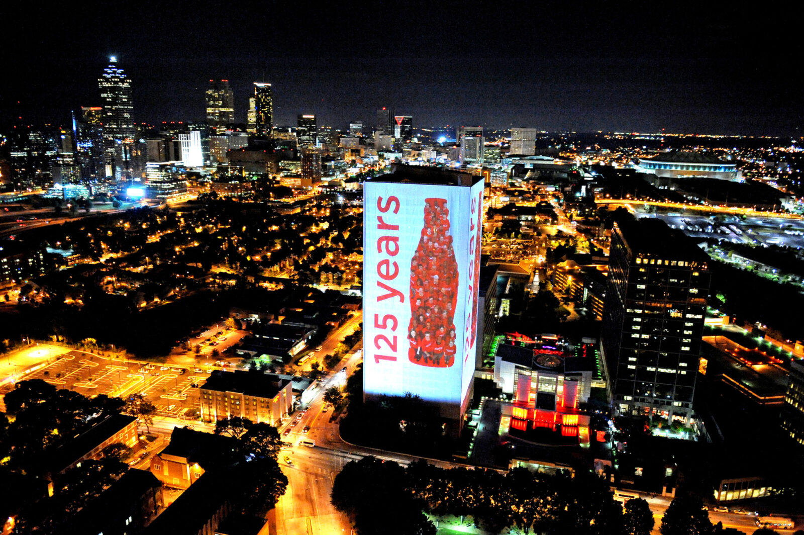 Tips for Using Projection Mapping for Effective Advertising - Earth ...